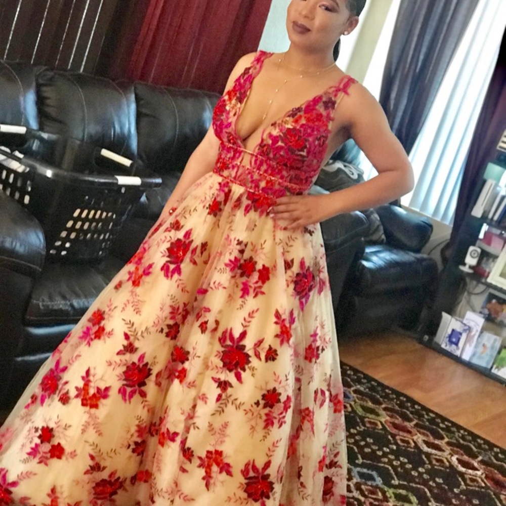 2018 Jovani Prom Dress - Gem